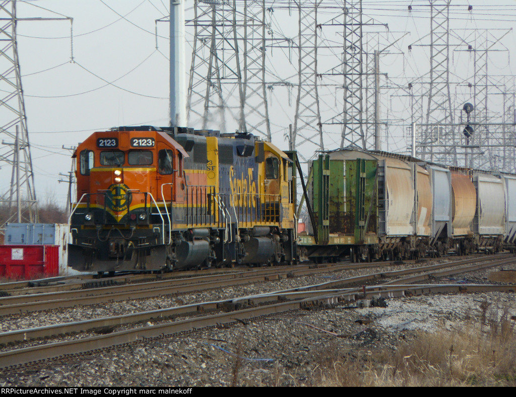 BNSF 2123